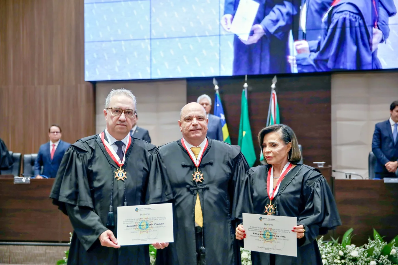TJGO empossa desembargadores Edna Maria Ramos da Hora e Augusto César ...
